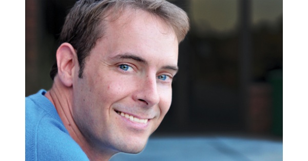 Tom Dustin at Dayton Funny Bone