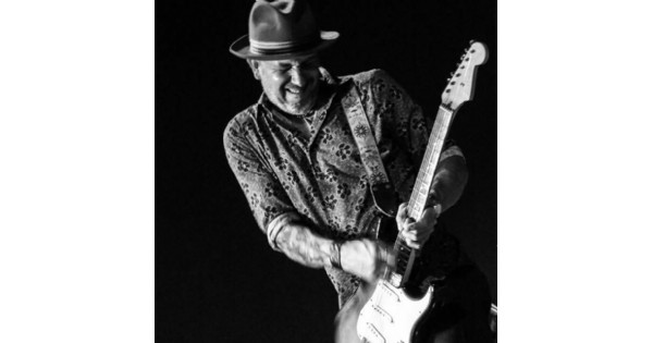 Doug Hart will be performing LIVE at Bike Night