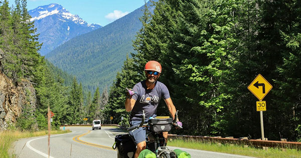 Tom Helbig presents Pedaling Good Vibes Around America